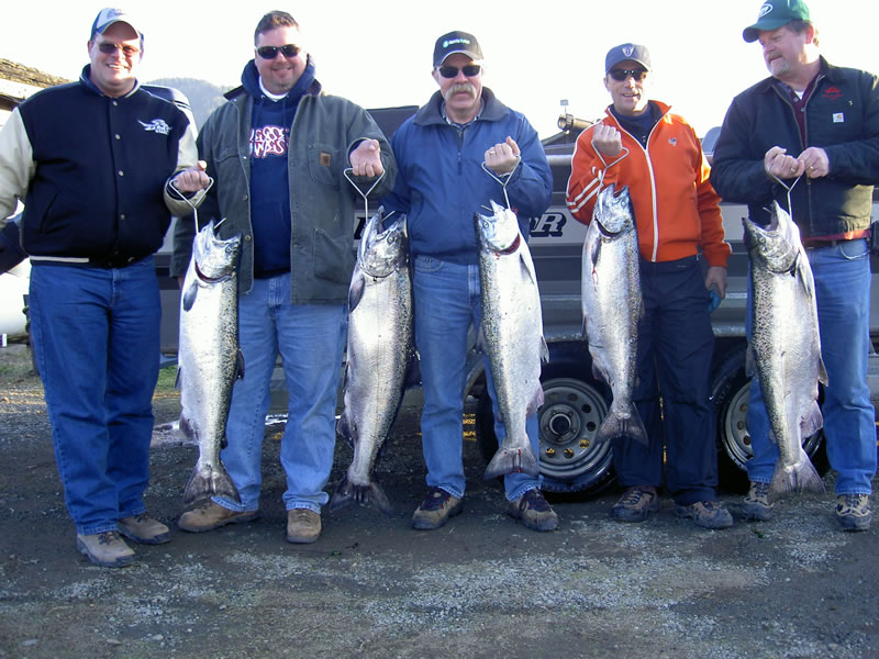Fins Feathers & Furs Outfitters Oregon Fishing Guides. Salmon Fishing ...