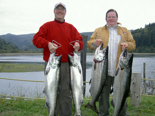 Fins Feathers & Furs Outfitters Oregon Fishing Guides. Salmon Fishing ...
