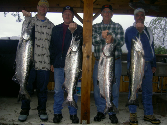 Fins Feathers & Furs Outfitters Oregon Fishing Guides. Salmon Fishing ...